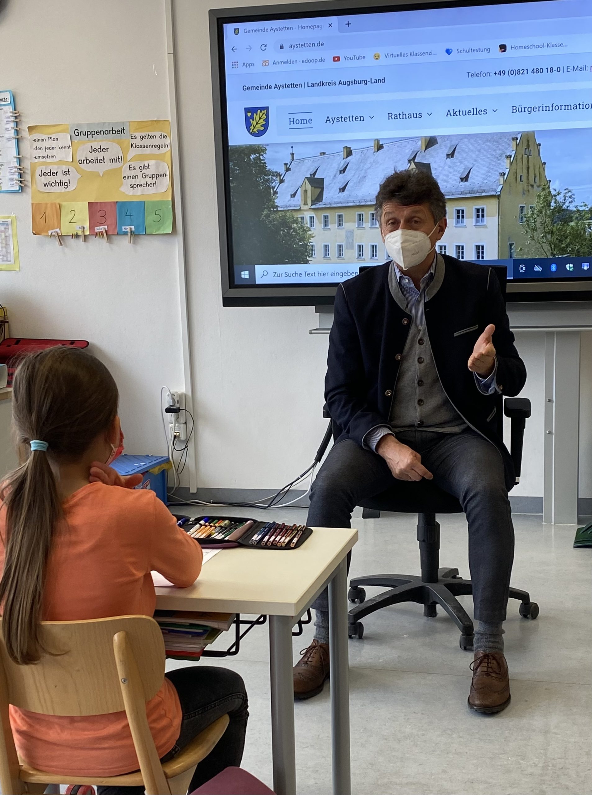 Der 1. Bürgermeister besucht die 4. Klassen – Grundschule Aystetten